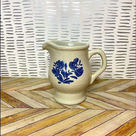 Vintage Pfaltzgraff Yorktowne Stoneware | Kitchen | Vintage Pfaltzgraff ...